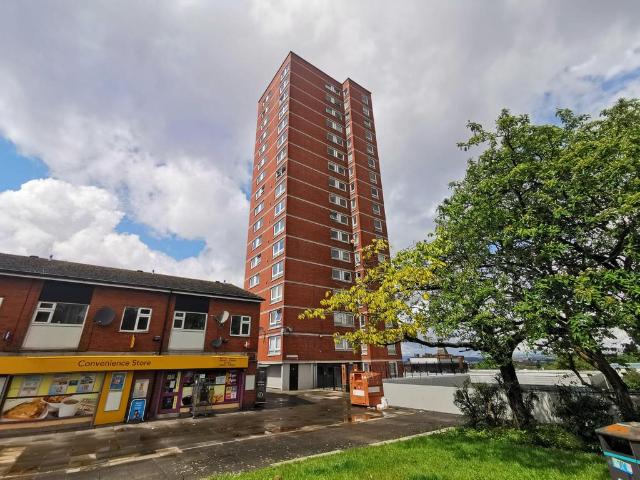 2 bedroom flat for sale