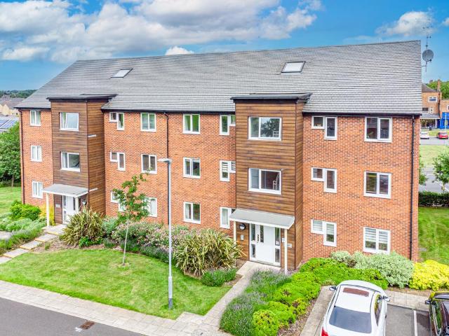 2 bedroom flat for sale