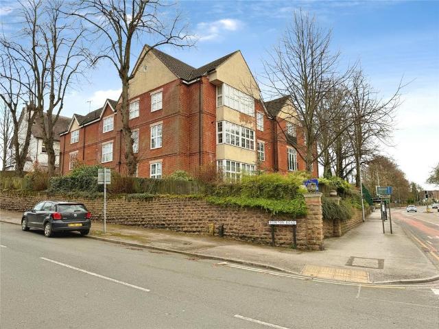 2 bedroom flat for sale