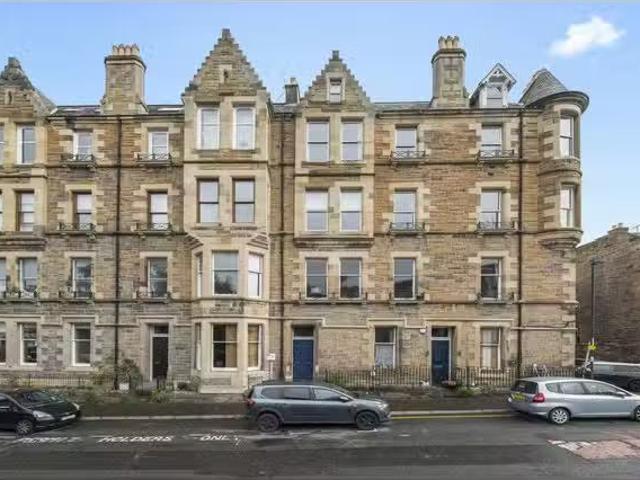 2 bedroom flat for sale, 19 1f2, Leamington Terrace, Bruntsf.