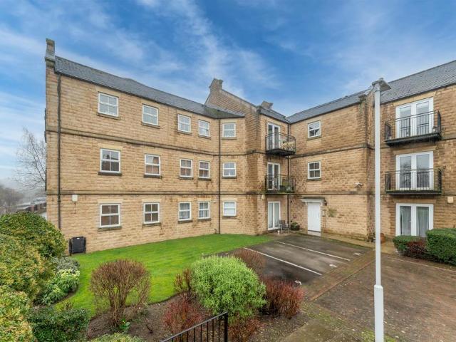 2 bedroom flat for sale