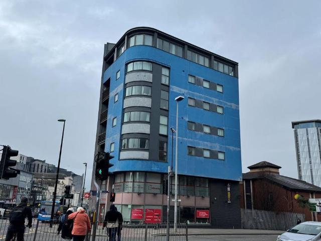 2 bedroom flat for sale