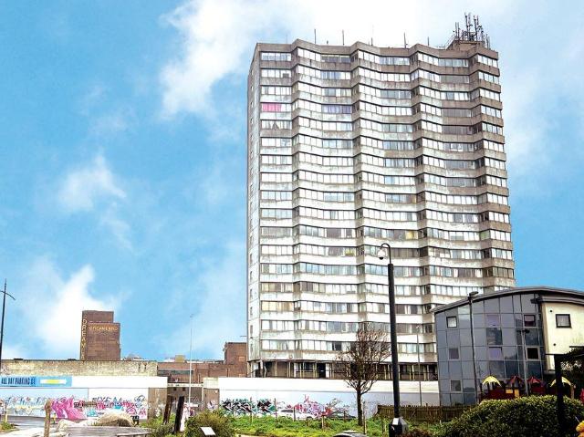 2 bedroom flat for sale