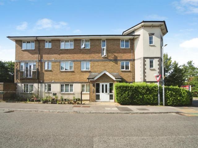 2 bedroom flat for sale