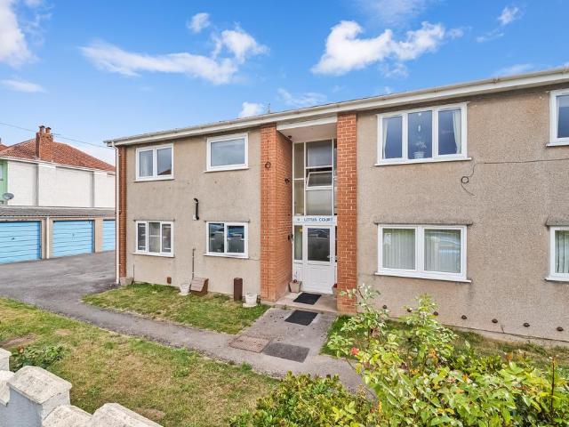 2 bedroom flat for sale