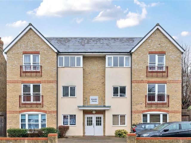 2 bedroom flat for sale