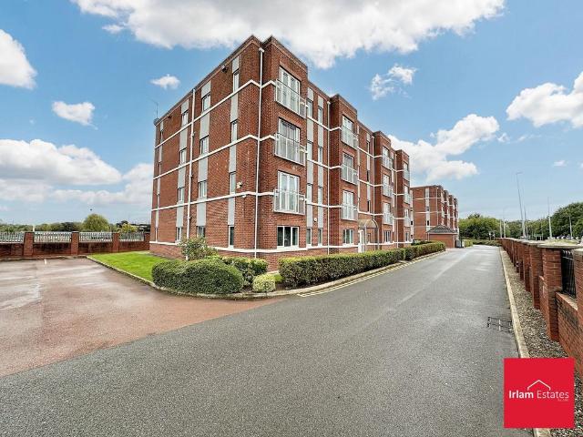 2 bedroom flat for sale