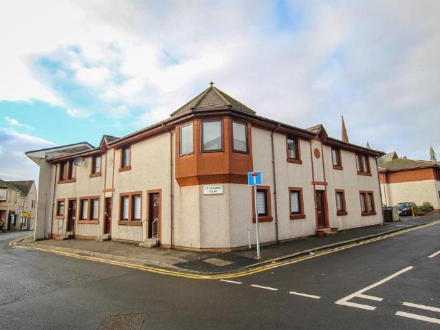 2 bedroom flat for sale