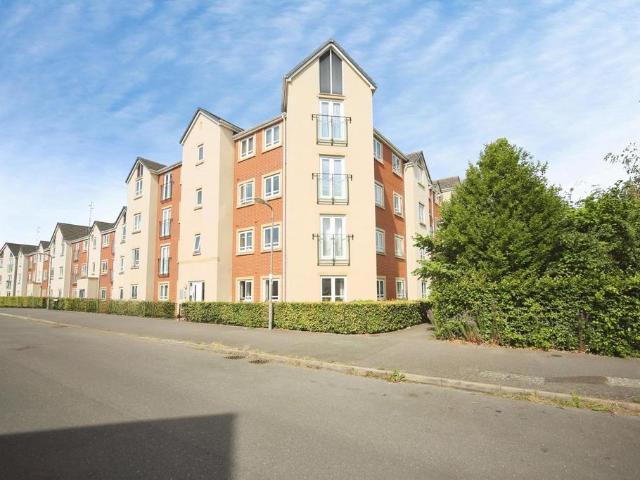 2 bedroom flat for sale