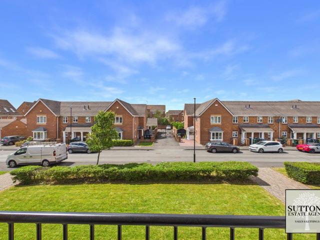 2 bedroom flat for sale