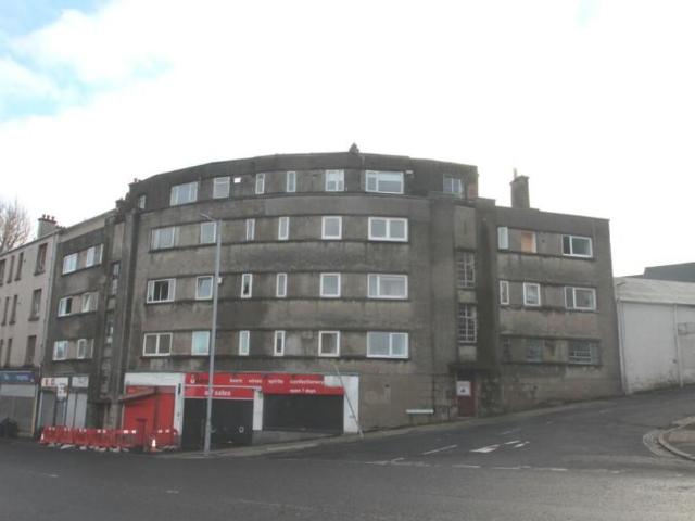 2 bedroom flat for sale