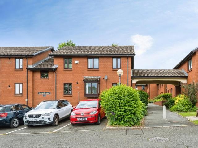 2 bedroom flat for sale