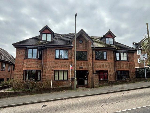 2 bedroom flat for sale