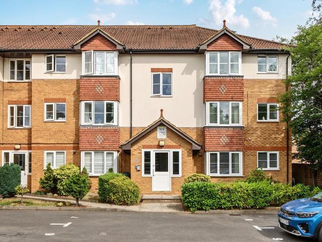 2 bedroom flat for sale