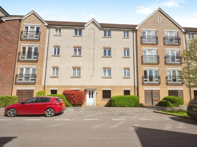 2 bedroom flat for sale