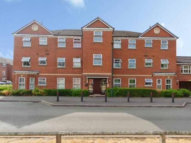 2 bedroom flat for sale