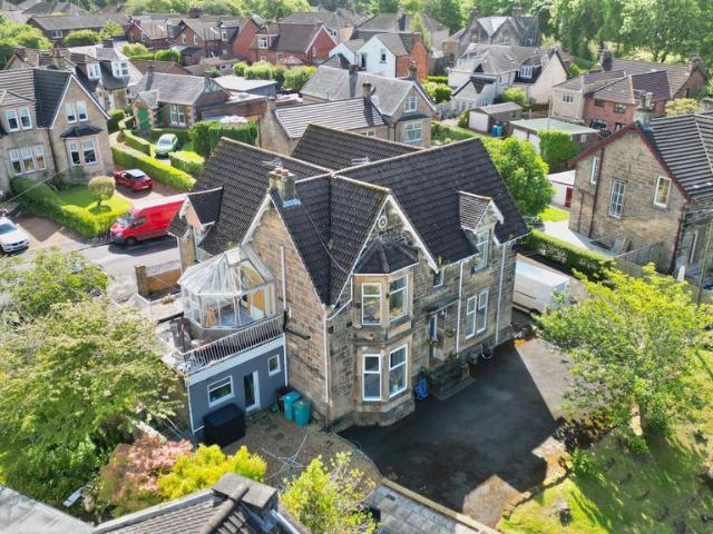 2 bedroom flat for sale