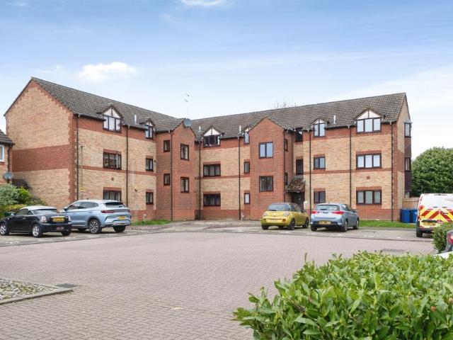 2 bedroom flat for sale