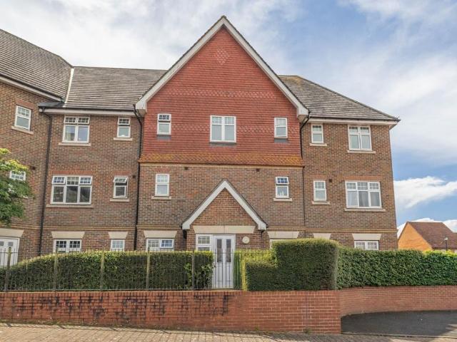 2 bedroom flat for sale