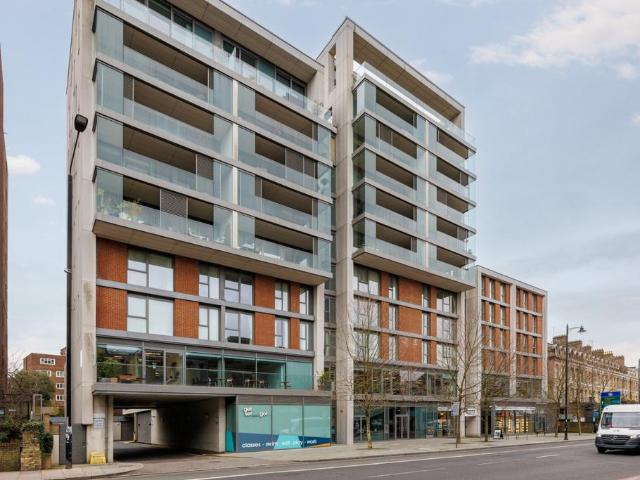 2 bedroom flat for sale