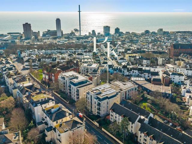 2 bedroom flat for sale