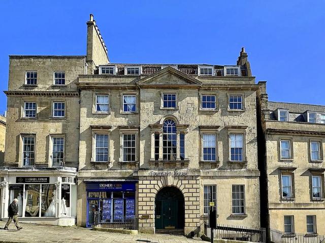 2 bedroom flat for sale