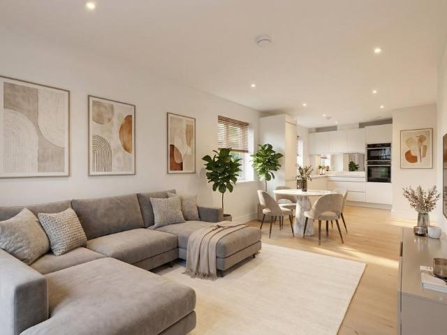 2 bedroom flat for sale