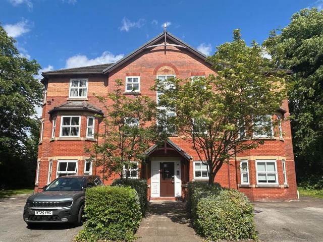 2 bedroom flat for sale