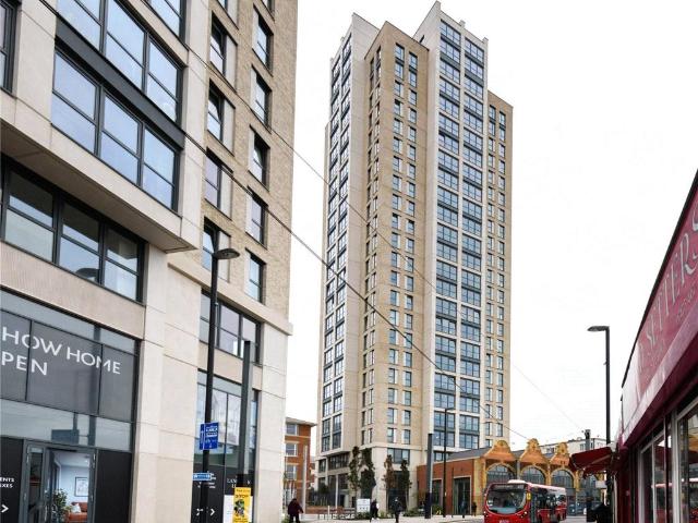 2 bedroom flat for sale