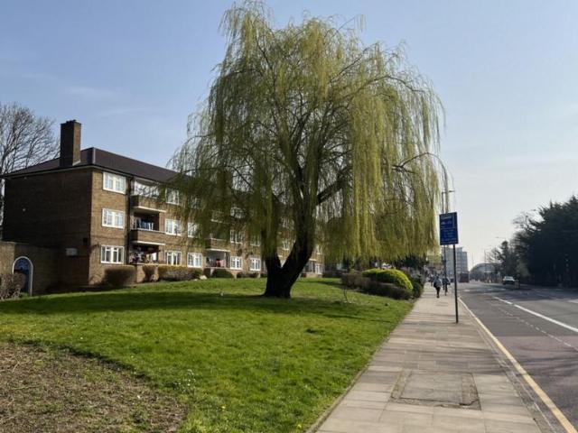 2 bedroom flat for sale
