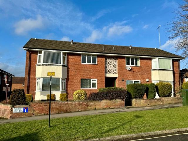 2 bedroom flat for sale
