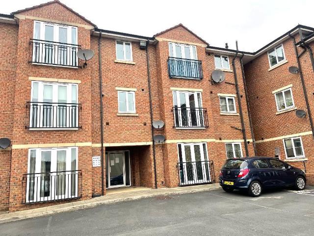 2 bedroom flat for sale