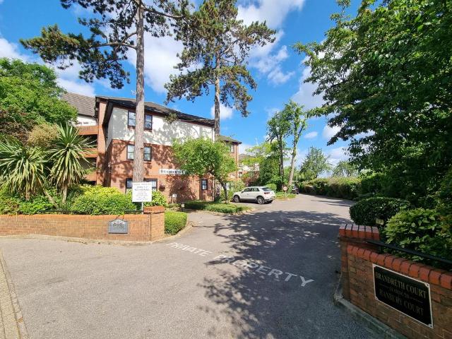 2 bedroom flat for sale