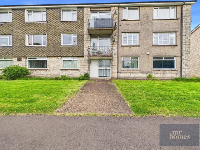 2 bedroom flat for sale