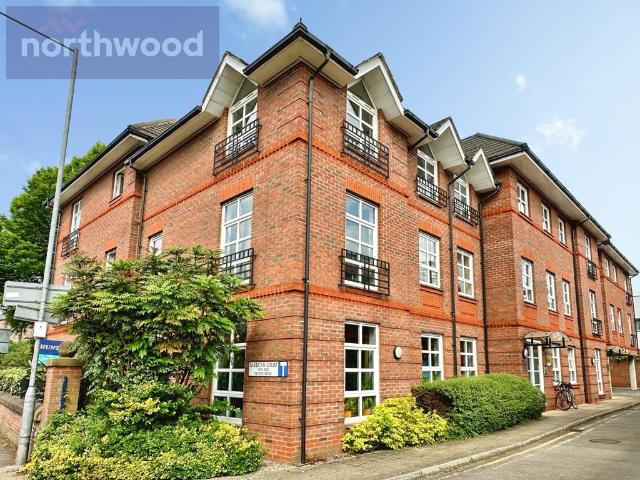 2 bedroom flat for sale