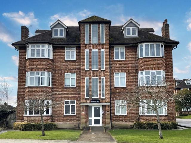2 bedroom flat for sale