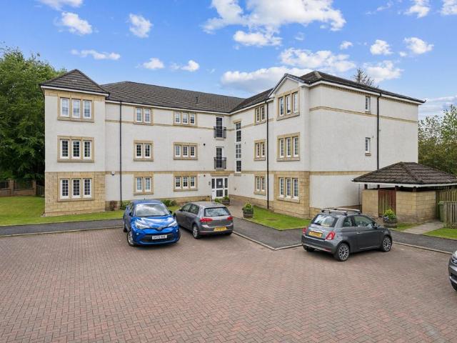 2 bedroom flat for sale