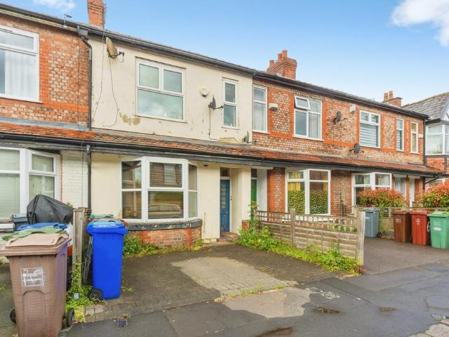 2 bedroom flat for sale