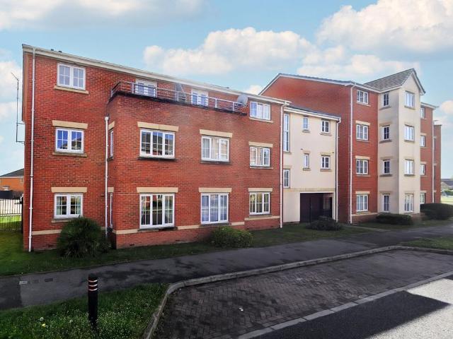 2 bedroom flat for sale