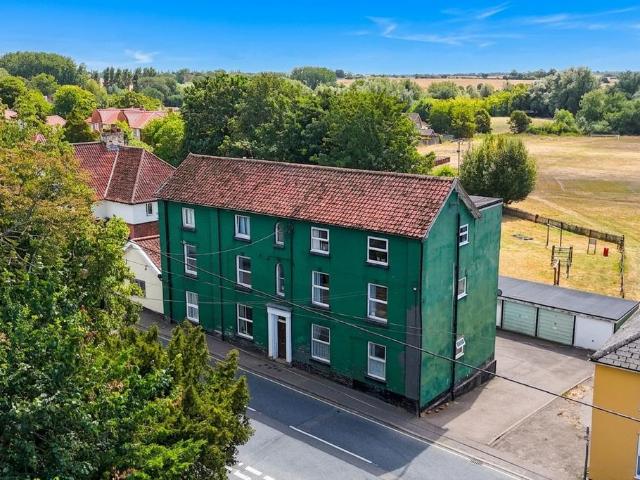 2 bedroom flat for sale