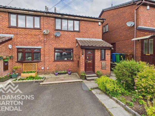2 bedroom flat for sale