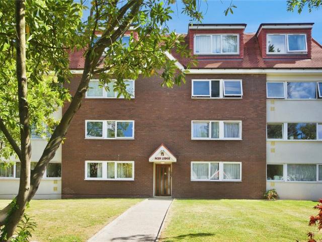 2 bedroom flat for sale