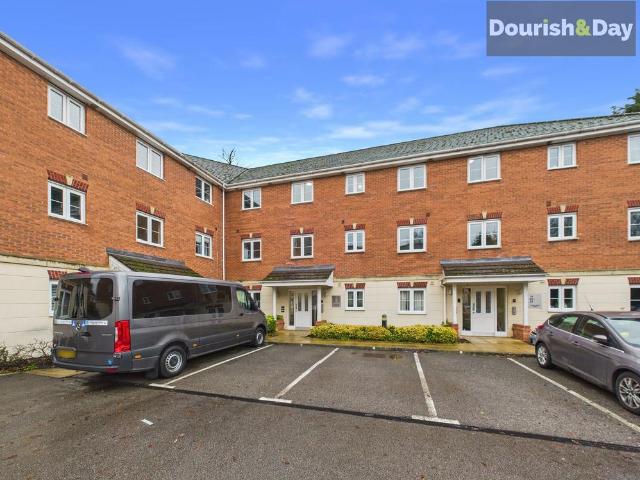 2 bedroom flat for sale