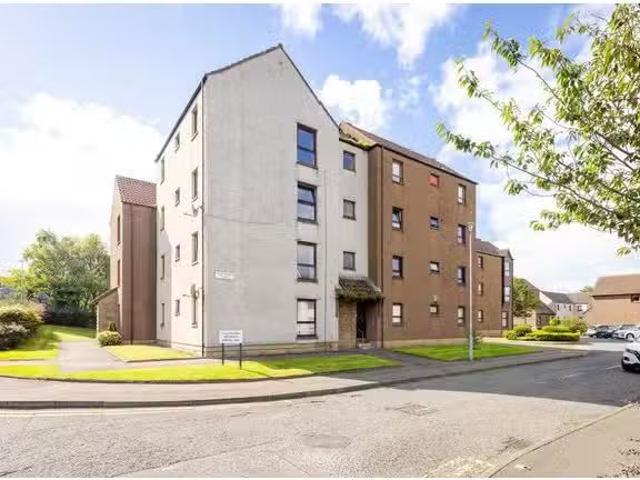 2 bedroom flat for sale, 3/5 Westbank Place, Portobello, Edinb.
