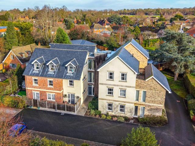 2 bedroom flat for sale