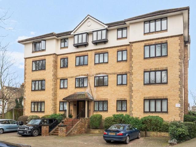 2 bedroom flat for sale