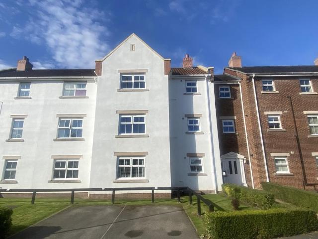 2 bedroom flat for sale