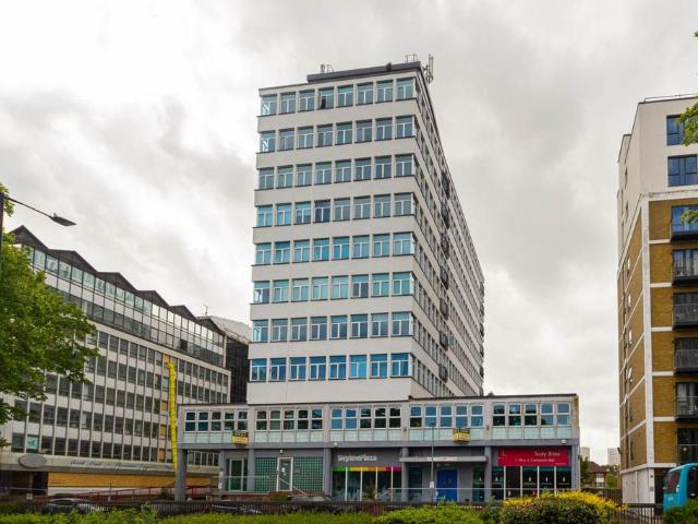 2 bedroom flat for sale