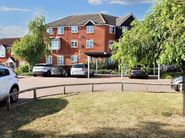 2 bedroom flat for sale