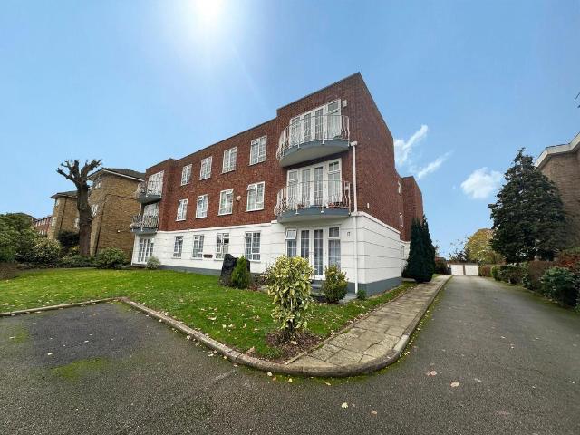 2 bedroom flat for sale